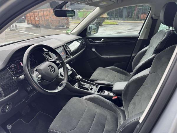 Pelēks Skoda Kodiaq 2021 Viļņa, ar dzinēja tilpumu 1.97 L un nobraukumu 194 tūkst. km par 20700 €, foto 8 vietnē AUTOMOTO.COM.LV