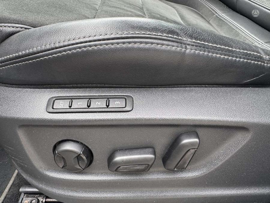Grey Skoda Kodiaq 2021 in Vilnius, with an engine capacity of 1.97 L and mileage of 194 thousand km for 20700 €, photo 11 on AUTOMOTO.COM.LV
