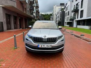 Grey Skoda Kodiaq 2021 in Vilnius, with an engine capacity of 1.97 L and mileage of 194 thousand km for 20699 €, photo 4 on AUTOMOTO.COM.LV