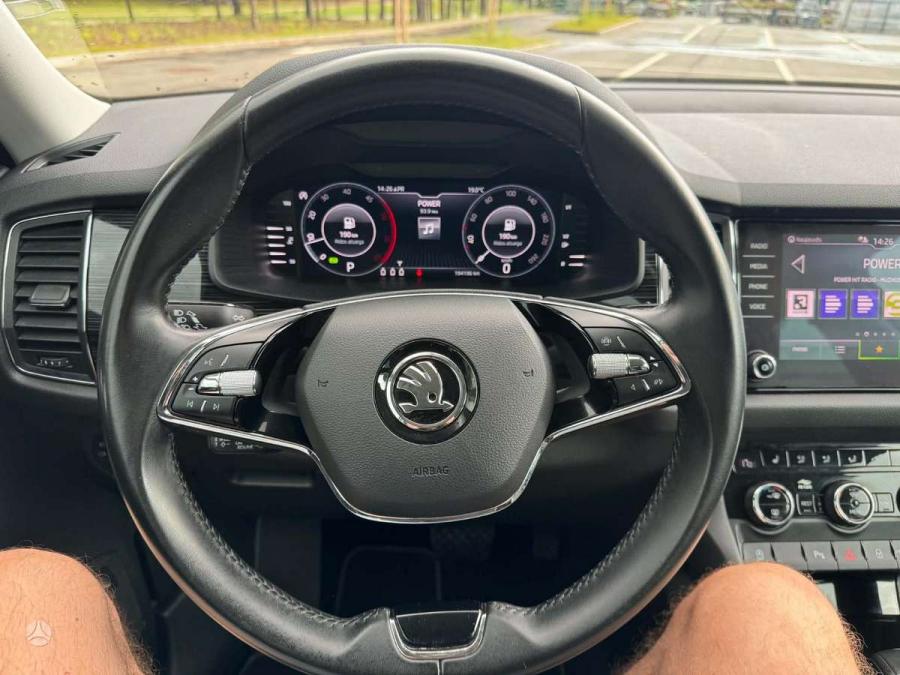 Grey Skoda Kodiaq 2021 in Vilnius, with an engine capacity of 1.97 L and mileage of 194 thousand km for 20699 €, photo 6 on AUTOMOTO.COM.LV