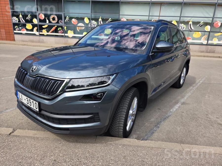 Pelēks Skoda Kodiaq 2021 Rīga, ar dzinēja tilpumu 2.00 L un nobraukumu 97 tūkst. km par 24900 €, foto 1 vietnē AUTOMOTO.COM.LV