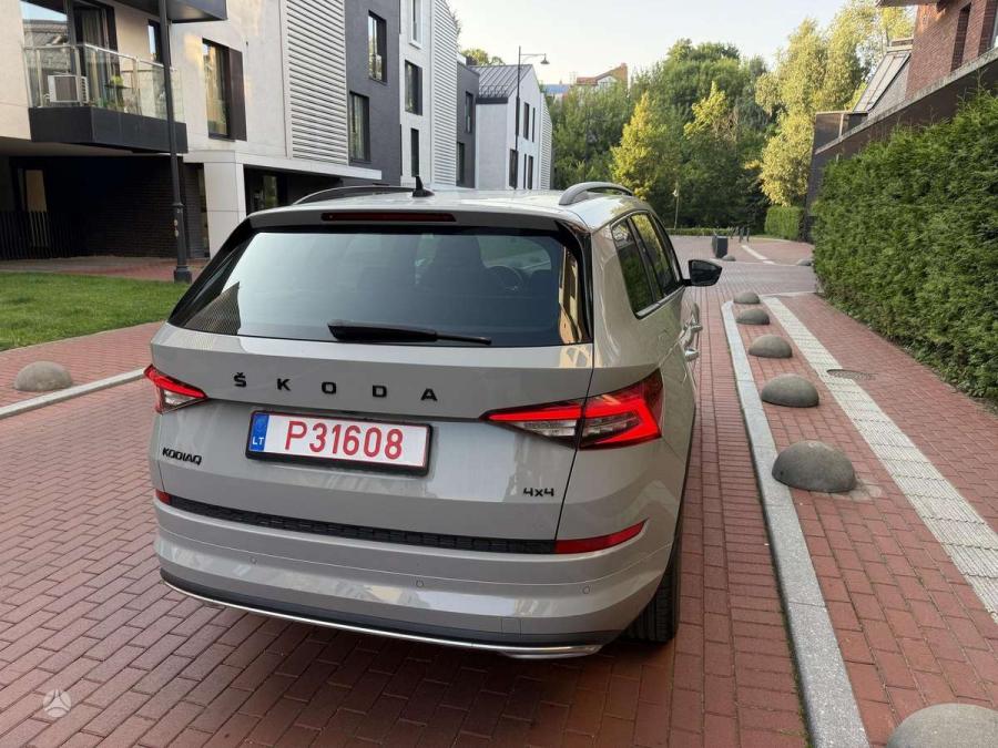 Pelēks Skoda Kodiaq 2021 Viļņa, ar dzinēja tilpumu 1.97 L un nobraukumu 207 tūkst. km par 24299 €, foto 7 vietnē AUTOMOTO.COM.LV