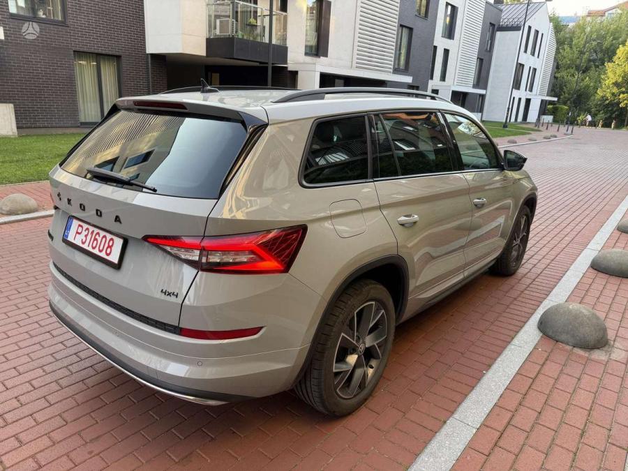 Pelēks Skoda Kodiaq 2021 Viļņa, ar dzinēja tilpumu 1.97 L un nobraukumu 207 tūkst. km par 24299 €, foto 8 vietnē AUTOMOTO.COM.LV