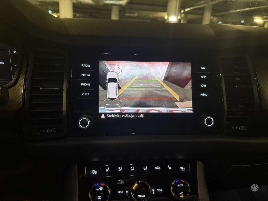 Pelēks Skoda Kodiaq 2021 Viļņa, ar dzinēja tilpumu 1.97 L un nobraukumu 207 tūkst. km par 24299 €, foto 31 vietnē AUTOMOTO.COM.LV