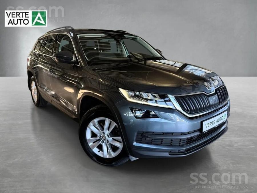 Серый Шкода Kodiaq 2021 в Рига, объемом двигателя 1.50 л и пробегом 95 тыс. км за 22990 €, фото 4 на AUTOMOTO.COM.LV