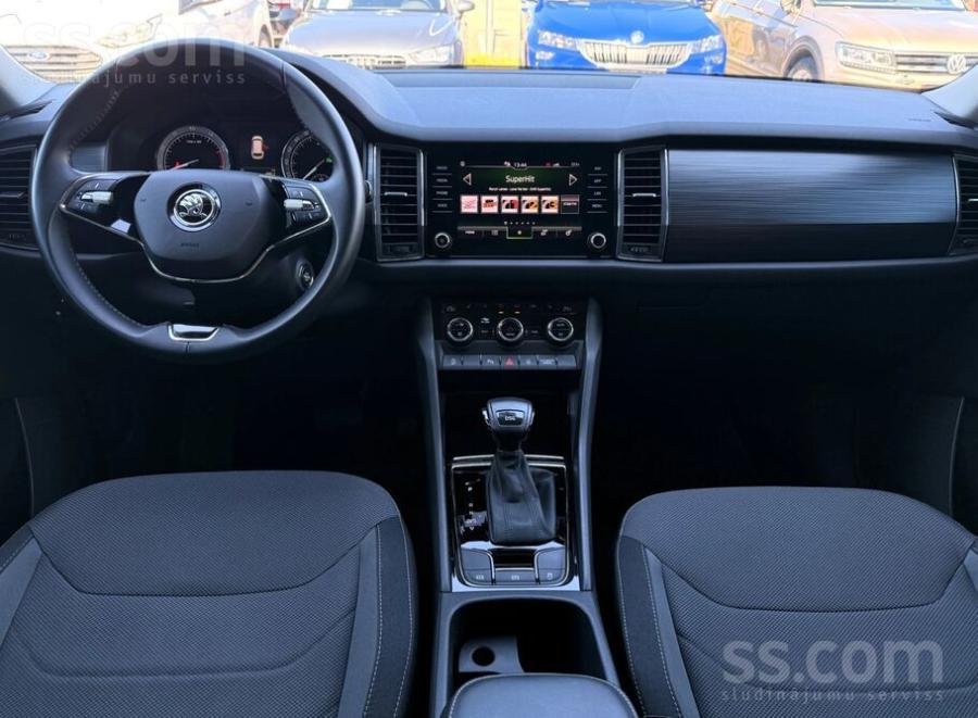 Серый Шкода Kodiaq 2021 в Рига, объемом двигателя 1.50 л и пробегом 95 тыс. км за 22990 €, фото 9 на AUTOMOTO.COM.LV
