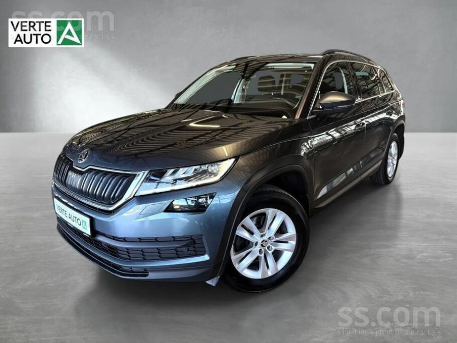 Pelēks Skoda Kodiaq 2021 Rīga, ar dzinēja tilpumu 1.50 L un nobraukumu 95 tūkst. km par 22990 €, foto 1 vietnē AUTOMOTO.COM.LV