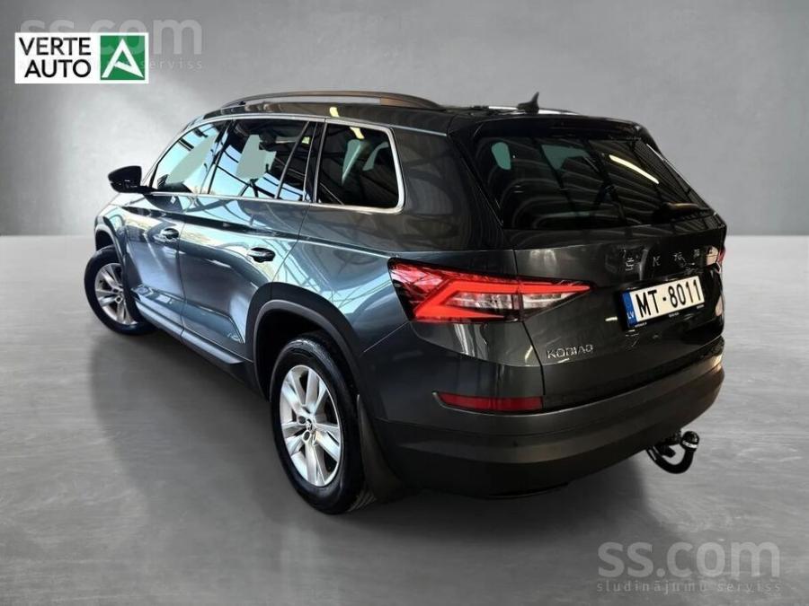 Pelēks Skoda Kodiaq 2021 Rīga, ar dzinēja tilpumu 1.50 L un nobraukumu 95 tūkst. km par 22990 €, foto 7 vietnē AUTOMOTO.COM.LV