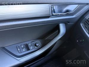 Pelēks Skoda Kodiaq 2021 Rīga, ar dzinēja tilpumu 1.50 L un nobraukumu 95 tūkst. km par 22990 €, foto 23 vietnē AUTOMOTO.COM.LV