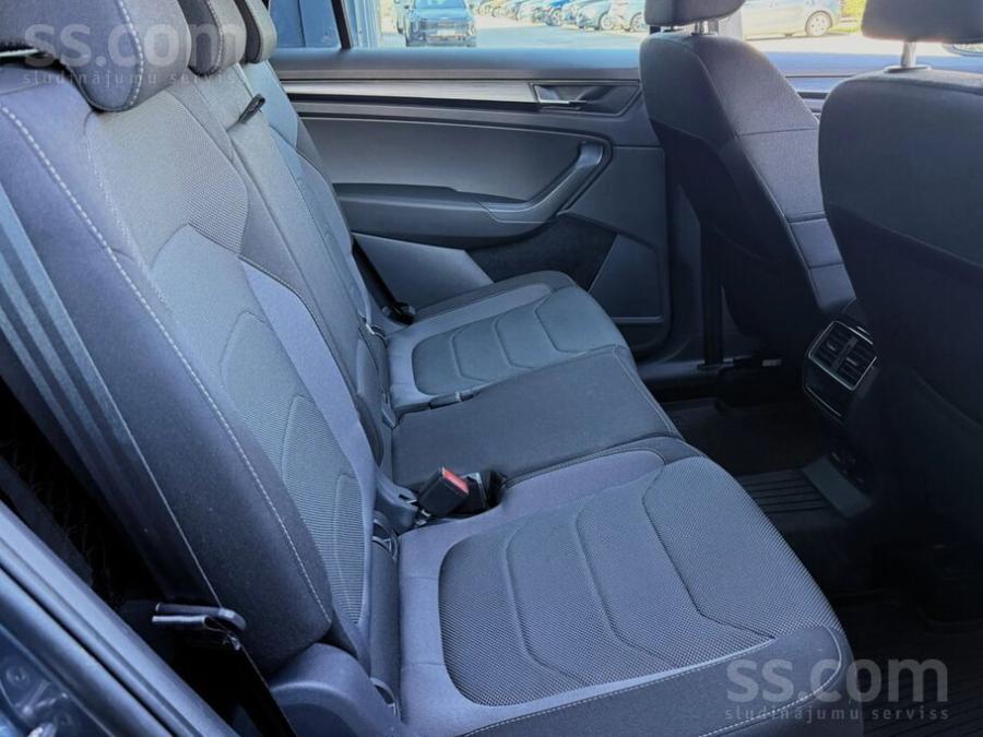 Pelēks Skoda Kodiaq 2021 Rīga, ar dzinēja tilpumu 1.50 L un nobraukumu 95 tūkst. km par 22990 €, foto 25 vietnē AUTOMOTO.COM.LV