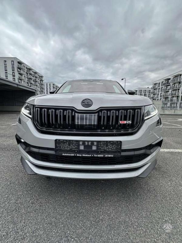 Pelēks Skoda Kodiaq 2021 Viļņa, ar dzinēja tilpumu 1.97 L un nobraukumu 120 tūkst. km par 35500 €, foto 3 vietnē AUTOMOTO.COM.LV