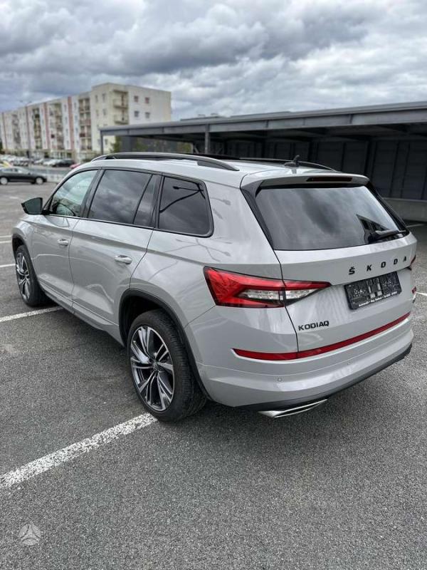 Pelēks Skoda Kodiaq 2021 Viļņa, ar dzinēja tilpumu 1.97 L un nobraukumu 120 tūkst. km par 35500 €, foto 7 vietnē AUTOMOTO.COM.LV