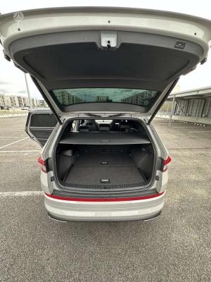 Серый Шкода Kodiaq 2021 в Вильнюс, объемом двигателя 1.97 л и пробегом 120 тыс. км за 35500 €, фото 22 на AUTOMOTO.COM.LV