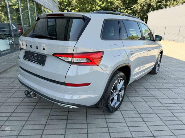 Pelēks Skoda Kodiaq 2021 Kauņa, ar dzinēja tilpumu 1.50 L un nobraukumu 192 tūkst. km par 21200 €, foto 3 vietnē AUTOMOTO.COM.LV