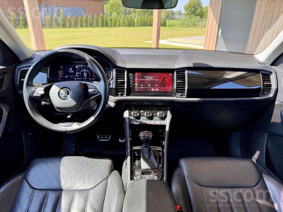 Grey Skoda Kodiaq 2021 in Riga, with an engine capacity of 2.00 L and mileage of 179 thousand km for 26600 €, photo 6 on AUTOMOTO.COM.LV
