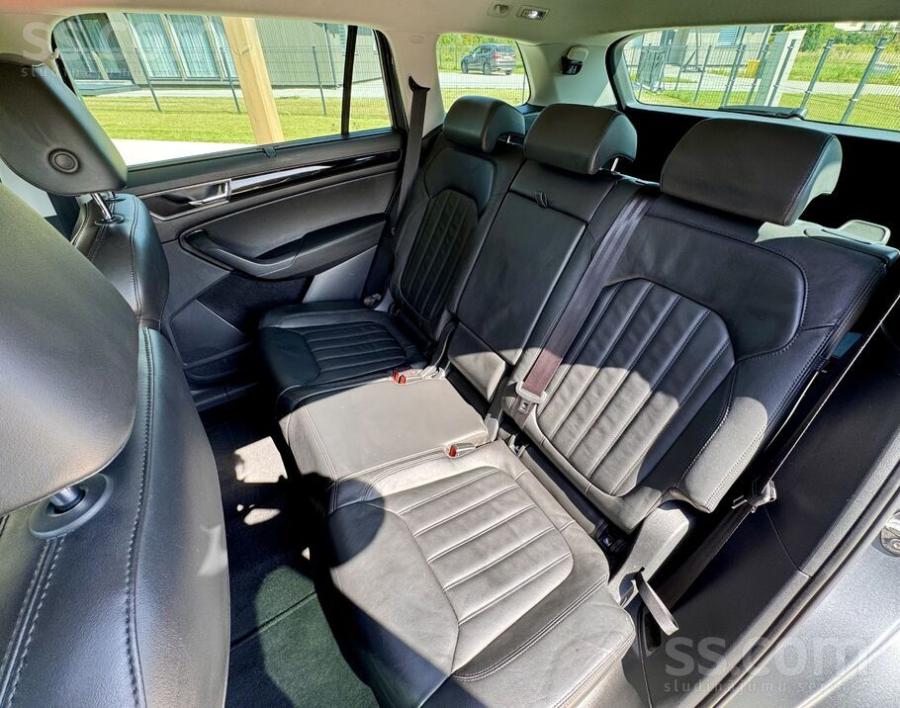 Grey Skoda Kodiaq 2021 in Riga, with an engine capacity of 2.00 L and mileage of 179 thousand km for 26600 €, photo 9 on AUTOMOTO.COM.LV