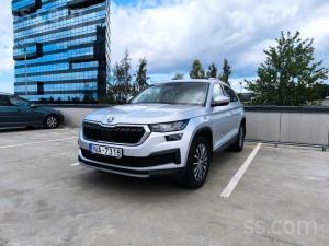 Grey Skoda Kodiaq 2021 in Riga, with an engine capacity of 1.50 L and mileage of 104 thousand km for 24500 €, photo  on AUTOMOTO.COM.LV