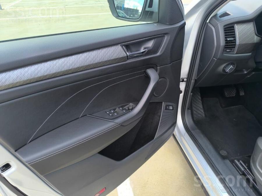 Серый Шкода Kodiaq 2021 в Рига, объемом двигателя 1.50 л и пробегом 104 тыс. км за 24500 €, фото 18 на AUTOMOTO.COM.LV