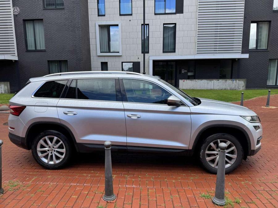 Серый Шкода Kodiaq 2021 в Вильнюс, объемом двигателя 1.97 л и пробегом 194 тыс. км за 19999 €, фото 5 на AUTOMOTO.COM.LV