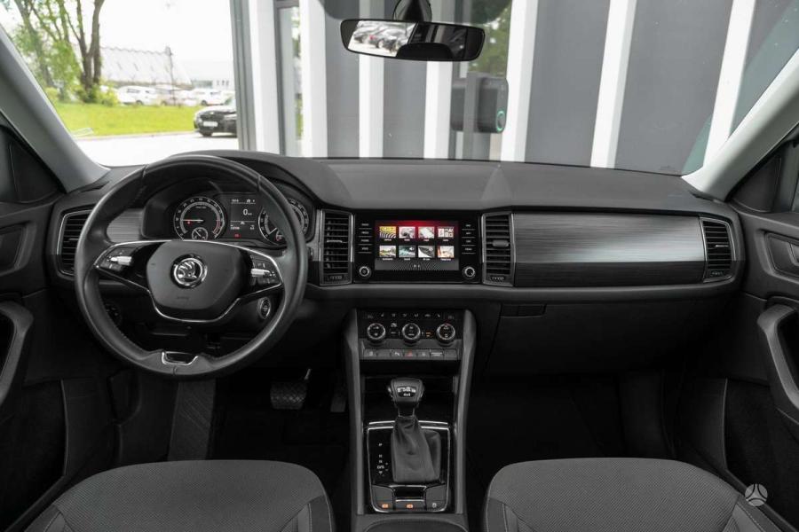 Pelēks Skoda Kodiaq 2021 Viļņa, ar dzinēja tilpumu 1.97 L un nobraukumu 136 tūkst. km par 24950 €, foto 17 vietnē AUTOMOTO.COM.LV