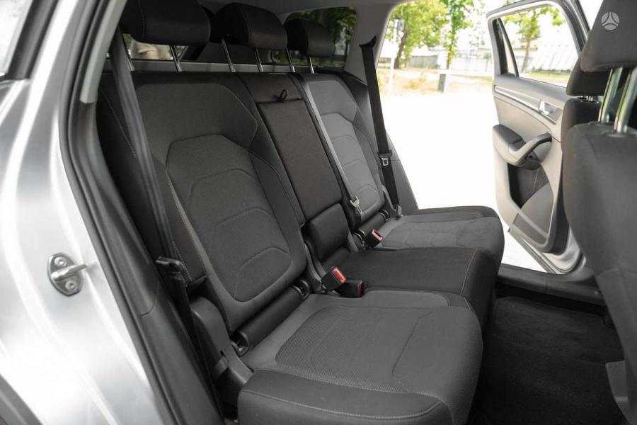 Pelēks Skoda Kodiaq 2021 Viļņa, ar dzinēja tilpumu 1.97 L un nobraukumu 136 tūkst. km par 24950 €, foto 20 vietnē AUTOMOTO.COM.LV