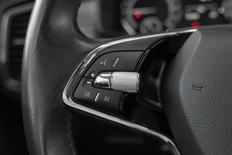 Pelēks Skoda Kodiaq 2021 Viļņa, ar dzinēja tilpumu 1.97 L un nobraukumu 136 tūkst. km par 24950 €, foto 23 vietnē AUTOMOTO.COM.LV