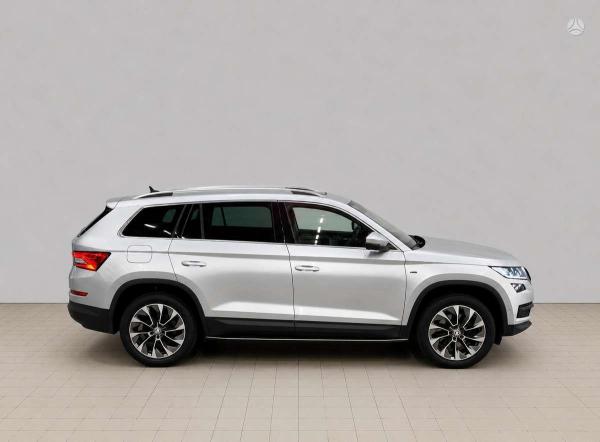 Pelēks Skoda Kodiaq 2021 Kauņa, ar dzinēja tilpumu 1.97 L un nobraukumu 169 tūkst. km par 24500 €, foto 4 vietnē AUTOMOTO.COM.LV