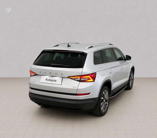 Pelēks Skoda Kodiaq 2021 Kauņa, ar dzinēja tilpumu 1.97 L un nobraukumu 169 tūkst. km par 24500 €, foto 5 vietnē AUTOMOTO.COM.LV