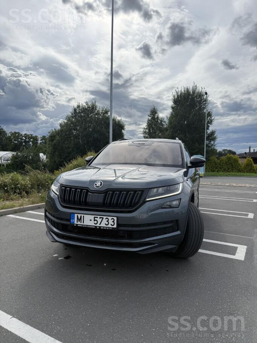 Grey Skoda Kodiaq 2021 in Cesis, with an engine capacity of 2.00 L and mileage of 145 thousand km for 27000 €, photo 4 on AUTOMOTO.COM.LV