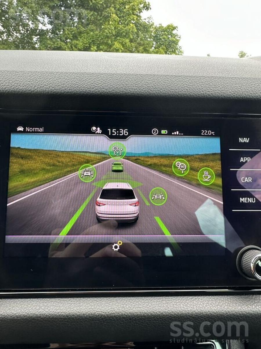 Grey Skoda Kodiaq 2021 in Cesis, with an engine capacity of 2.00 L and mileage of 145 thousand km for 27000 €, photo 6 on AUTOMOTO.COM.LV