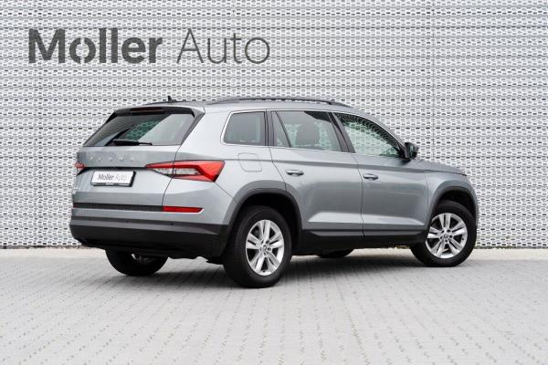 Pelēks Skoda Kodiaq 2021 Mārupe, ar dzinēja tilpumu 1.50 L un nobraukumu 120 tūkst. km par 21150 €, foto 5 vietnē AUTOMOTO.COM.LV