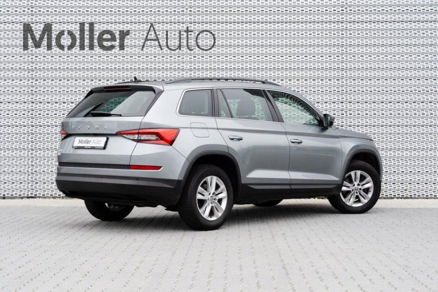 Pelēks Skoda Kodiaq 2021 Mārupe, ar dzinēja tilpumu 1.50 L un nobraukumu 120 tūkst. km par 21150 €, foto 5 vietnē AUTOMOTO.COM.LV