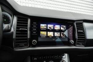 Pelēks Skoda Kodiaq 2021 Mārupe, ar dzinēja tilpumu 1.50 L un nobraukumu 120 tūkst. km par 21150 €, foto 14 vietnē AUTOMOTO.COM.LV