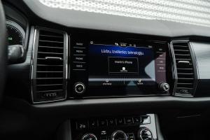 Pelēks Skoda Kodiaq 2021 Mārupe, ar dzinēja tilpumu 1.50 L un nobraukumu 120 tūkst. km par 21150 €, foto 17 vietnē AUTOMOTO.COM.LV