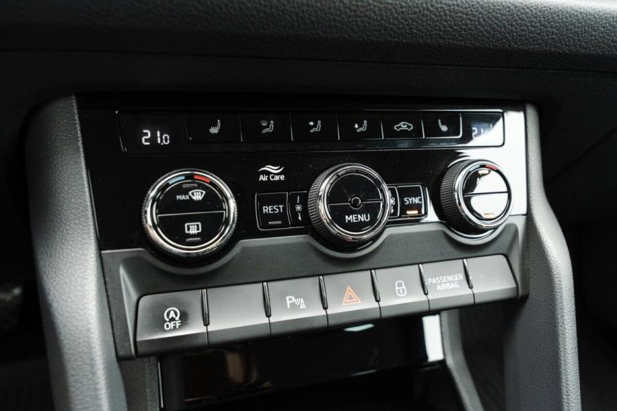 Pelēks Skoda Kodiaq 2021 Mārupe, ar dzinēja tilpumu 1.50 L un nobraukumu 120 tūkst. km par 21150 €, foto 21 vietnē AUTOMOTO.COM.LV