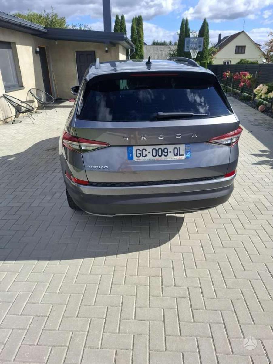 Grey Skoda Kodiaq 2021 in Taurage, with an engine capacity of 1.97 L and mileage of 240 thousand km for 16300 €, photo 6 on AUTOMOTO.COM.LV