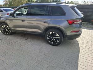 Grey Skoda Kodiaq 2021 in Taurage, with an engine capacity of 1.97 L and mileage of 240 thousand km for 16300 €, photo 7 on AUTOMOTO.COM.LV