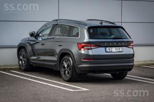 Grey Skoda Kodiaq 2021 in Riga, with an engine capacity of 1.50 L and mileage of 108 thousand km for 19950 €, photo 7 on AUTOMOTO.COM.LV