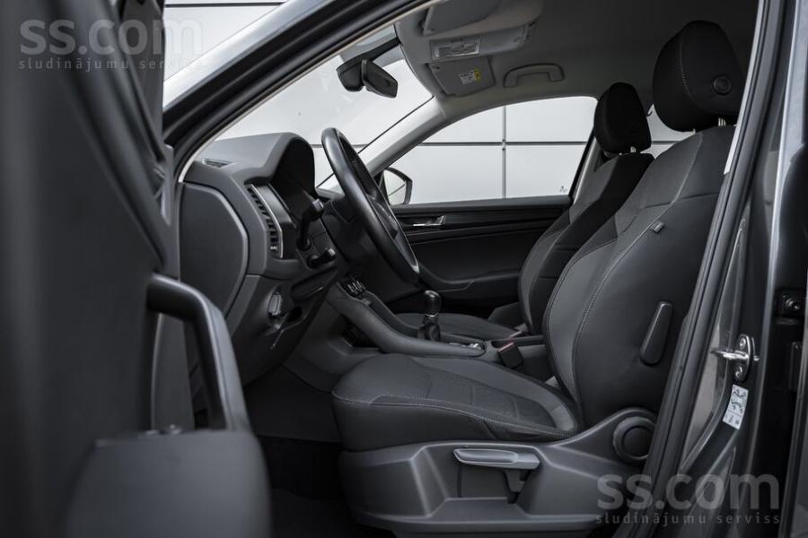 Grey Skoda Kodiaq 2021 in Riga, with an engine capacity of 1.50 L and mileage of 108 thousand km for 19950 €, photo 10 on AUTOMOTO.COM.LV