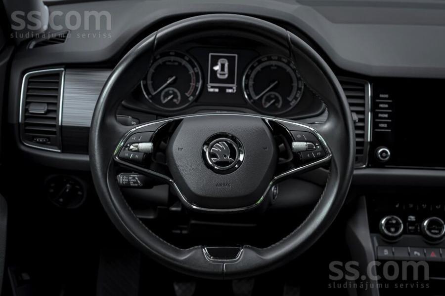 Grey Skoda Kodiaq 2021 in Riga, with an engine capacity of 1.50 L and mileage of 108 thousand km for 19950 €, photo 19 on AUTOMOTO.COM.LV