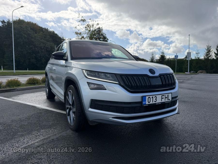 Grey Skoda Kodiaq 2021 in Tallinn, with an engine capacity of 2.00 L and mileage of 215 thousand km for 27600 €, photo 1 on AUTOMOTO.COM.LV