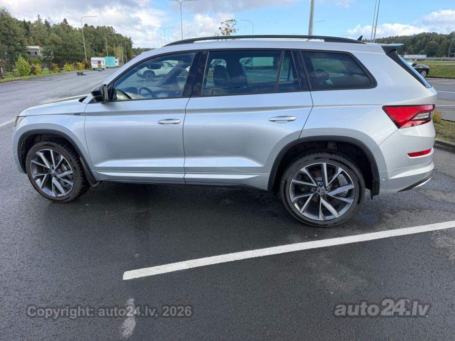 Grey Skoda Kodiaq 2021 in Tallinn, with an engine capacity of 2.00 L and mileage of 215 thousand km for 27600 €, photo 4 on AUTOMOTO.COM.LV