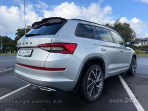 Grey Skoda Kodiaq 2021 in Tallinn, with an engine capacity of 2.00 L and mileage of 215 thousand km for 27600 €, photo 6 on AUTOMOTO.COM.LV