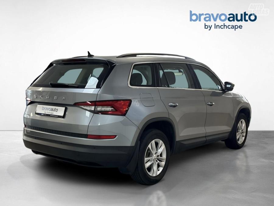 Серый Шкода Kodiaq 2021 в Вильнюс, объемом двигателя 2.00 л и пробегом 112 тыс. км за 22000 €, фото 6 на AUTOMOTO.COM.LV