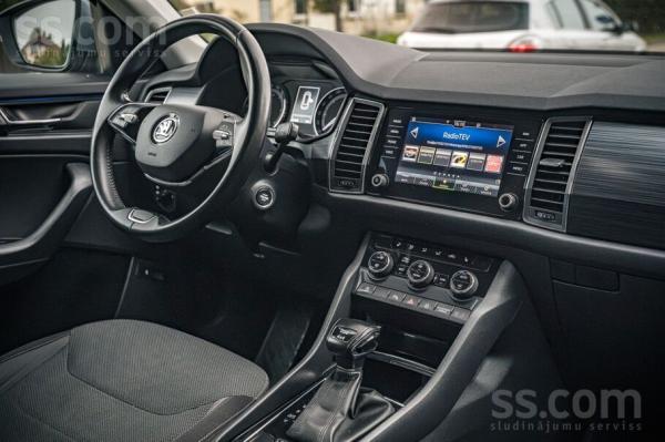 Pelēks Skoda Kodiaq 2021 Rīga, ar dzinēja tilpumu 2.00 L un nobraukumu 267 tūkst. km par 15990 €, foto 8 vietnē AUTOMOTO.COM.LV