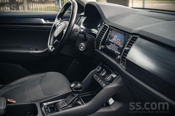 Pelēks Skoda Kodiaq 2021 Rīga, ar dzinēja tilpumu 2.00 L un nobraukumu 267 tūkst. km par 15990 €, foto 9 vietnē AUTOMOTO.COM.LV