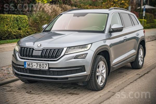 Серый Шкода Kodiaq 2021 в Рига, объемом двигателя 2.00 л и пробегом 267 тыс. км за 15990 €, фото 1 на AUTOMOTO.COM.LV