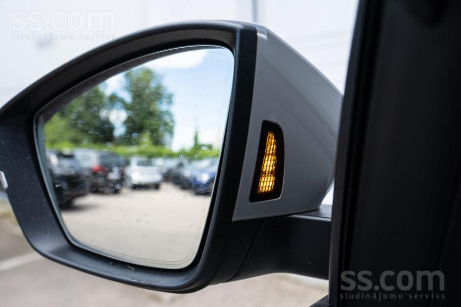 Grey Skoda Kodiaq 2022 in Riga, with an engine capacity of 2.00 L and mileage of 164 thousand km for 27600 €, photo 28 on AUTOMOTO.COM.LV