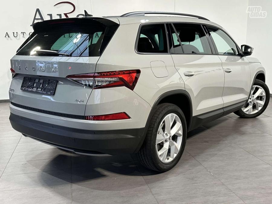 Серый Шкода Kodiaq 2022 в Каунас, объемом двигателя 2.00 л и пробегом 95 тыс. км за 32132 €, фото 4 на AUTOMOTO.COM.LV