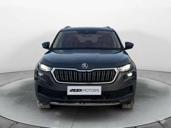 Серый Шкода Kodiaq 2022 в Клайпеда, объемом двигателя 1.97 л и пробегом 104 тыс. км за 27900 €, фото 2 на AUTOMOTO.COM.LV